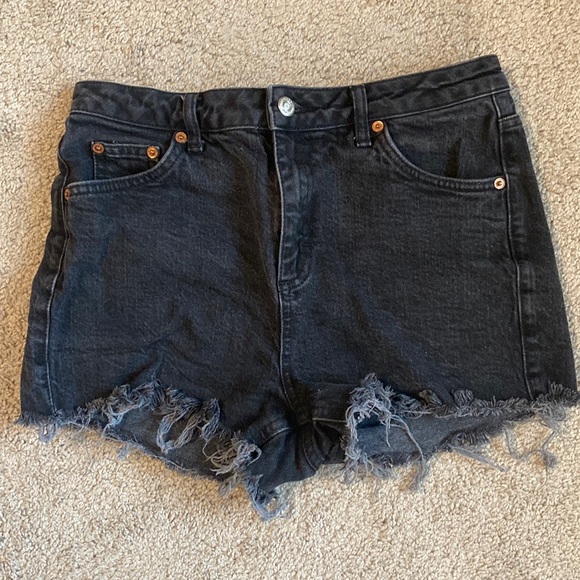 Topshop | Shorts | Topshop Mom Jean Cutoff Cut Off Shorts Black Sz 8 ...